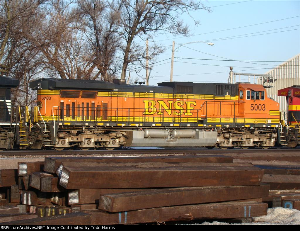 BNSF 5003